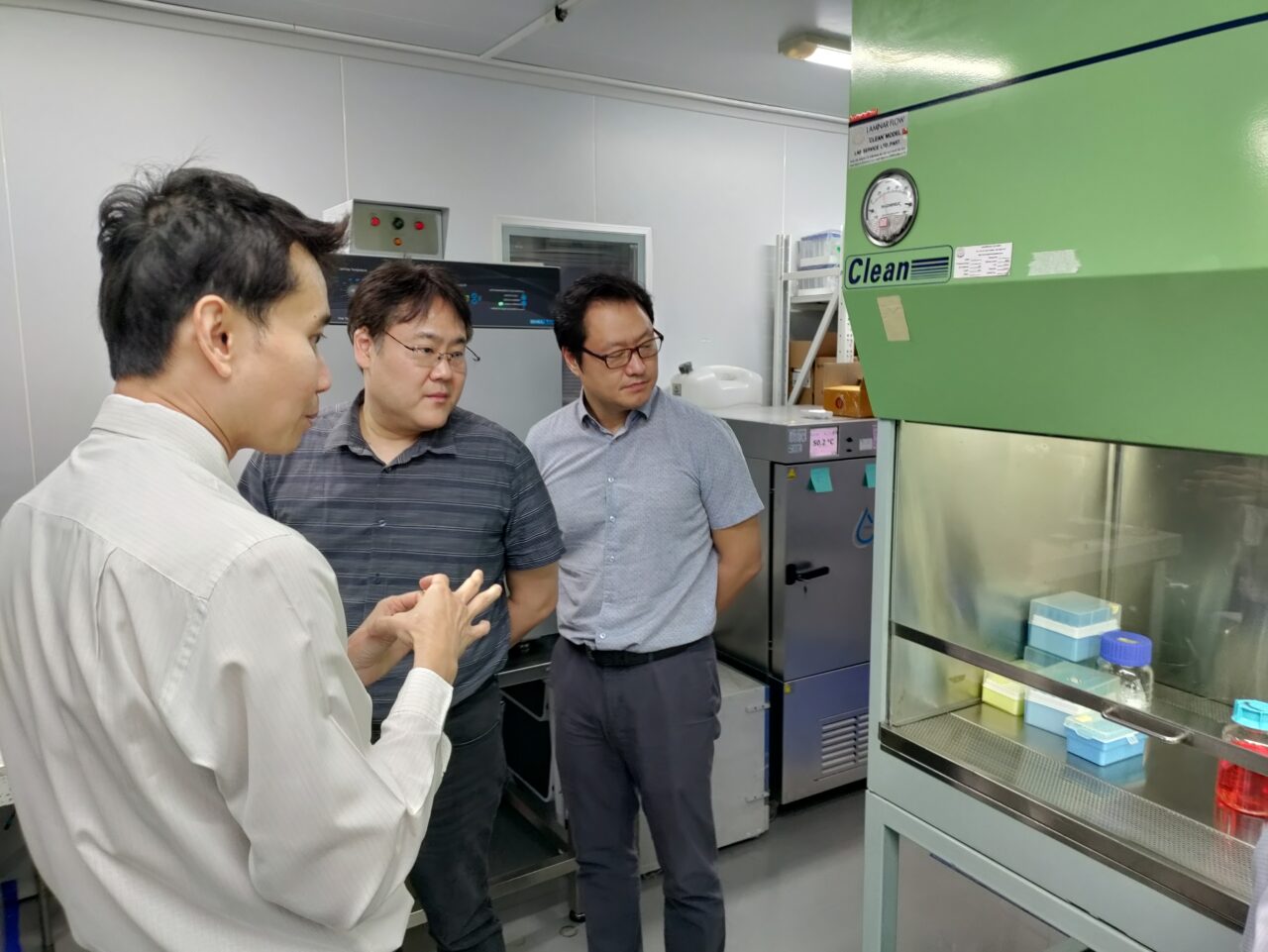 Laboratory Visitation From University Of Ulsan College Of Medicine ...